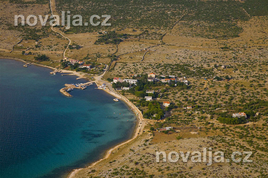 Proboj - letecké snímky, ostrov Pag, Chorvátsko I NOVALJA